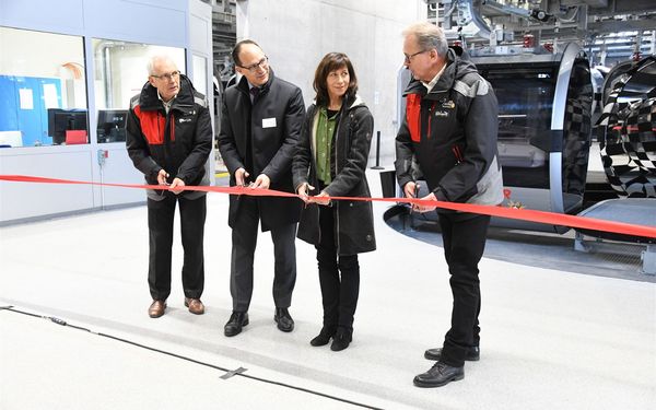 Trotz Wetterpech: Grosse Eröffnungsfeier am Flumserberg - htr.ch