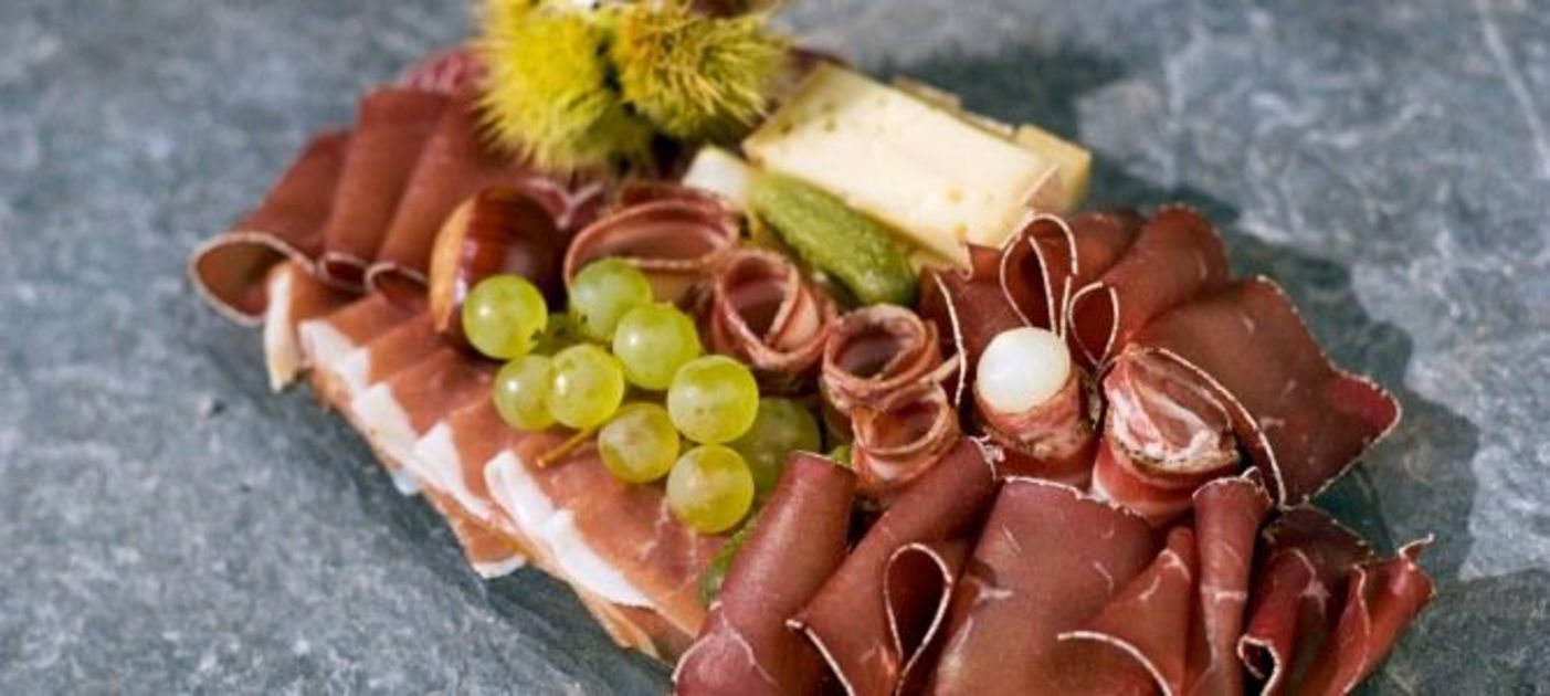 Walliser Rohschinken und Trockenspeck sind nun geschützt - htr.ch