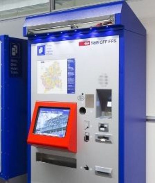 Neue Billettautomaten der SBB nehmen Testbetrieb auf - htr.ch