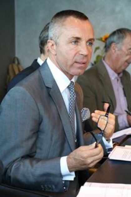 Hotelier Daniel J. Ziegler wirft das Handtuch - htr.ch