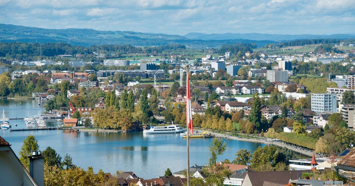 Region Zug als «Level I»-Swisstainable ausgezeichnet - htr.ch