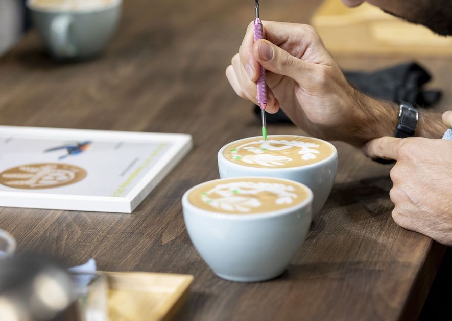 Fünf neue «Swiss Coffee Champions» gekürt - htr.ch