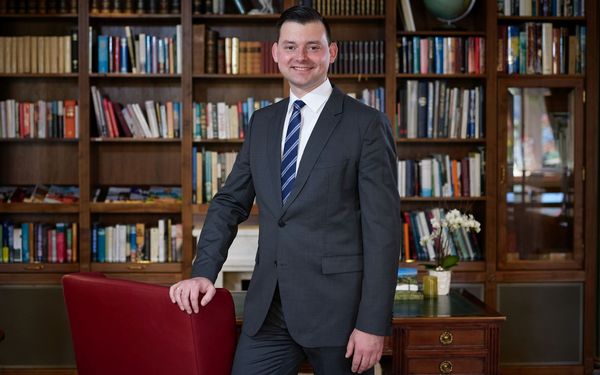 Hotel Eden in Spiez unter neuer Direktion - htr.ch