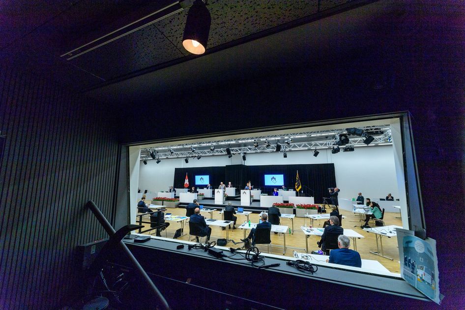 «Smart Restart»: Ständerat pocht auf Rückkehr ins Geschäftsleben - htr.ch