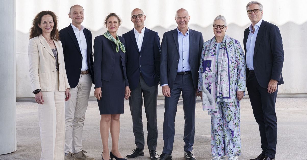 SV Group stellt sich neu auf - htr.ch