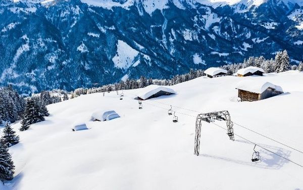 Skigebiet Hochwang kämpft ums Überleben - htr.ch