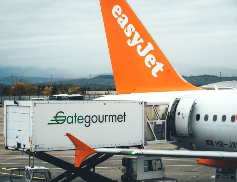 Easyjet und Gategroup testen Snack-Verkauf an Bord per Handy - htr.ch