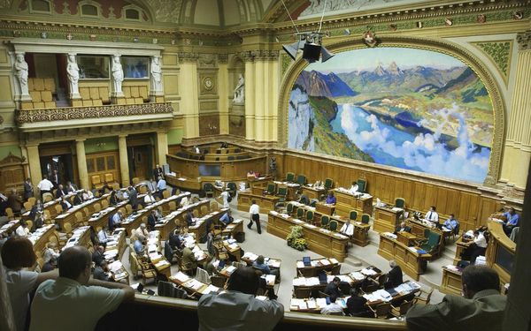 Nationalrat berät über Massnahmen gegen Hochpreisinsel Schweiz - htr.ch