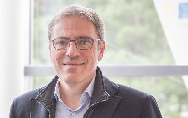 Kurt Bobst wird Verwaltungsratspräsident der ESTM AG - htr.ch