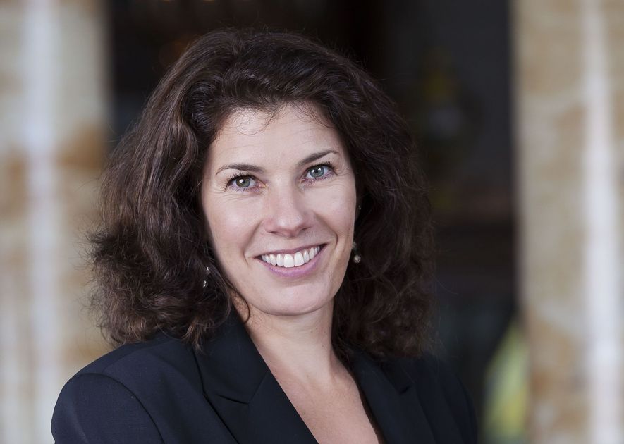 Nouvelle directrice pour le Crans Ambassador - htr.ch