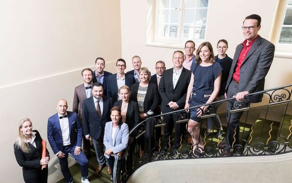 18 neue Führungskräfte für die Branche - htr.ch