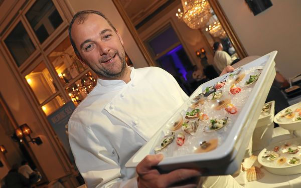 Schweizer Starkoch Daniel Humm expandiert nach London - htr.ch