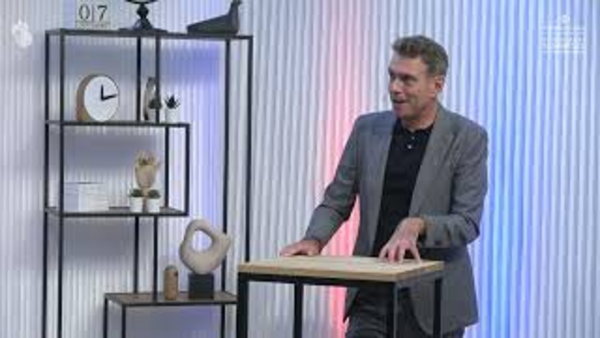 Claus Bornholt im Talk powered by Swisscom - htr.ch