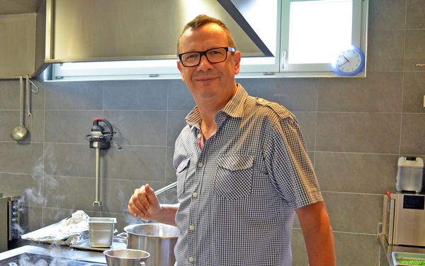 «Carlton Europe» in Interlaken weitet Mahlzeitendienst aus - htr.ch